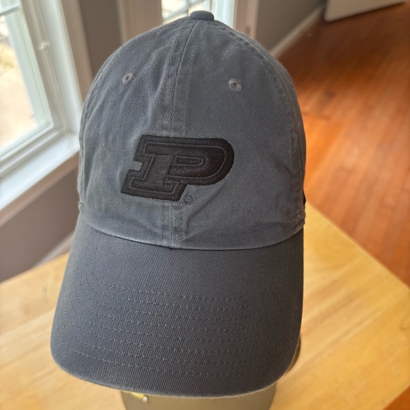 Nike | Accessories | Nike Black And Gray Heritage86 Cap X Purdue ...